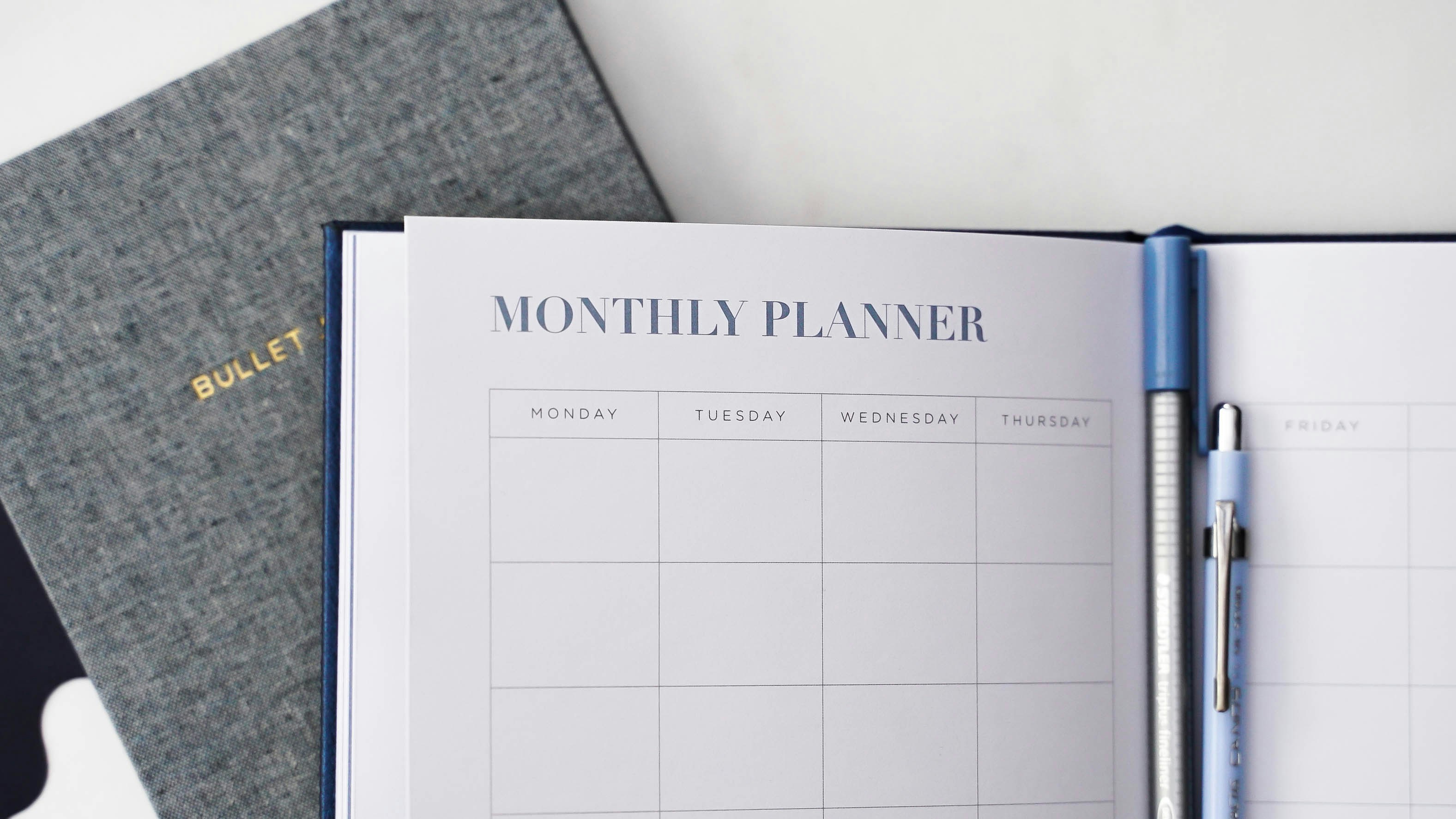 How to Schedule Carousel Posts on Instagram & Facebook (2026)